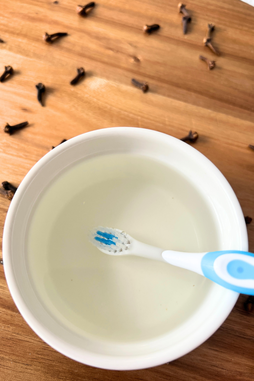 How to Use Clove Tea for Teething Babies - Kids