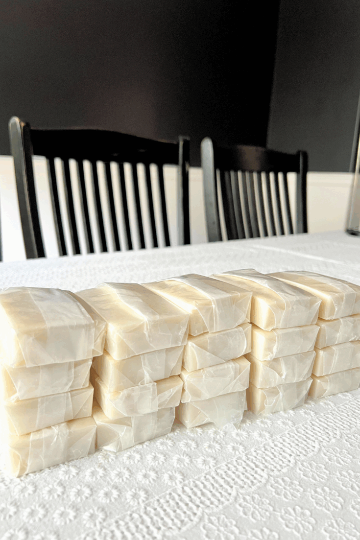 The Actual Homemade Bar Soap We Use Every Day (Melt and Pour)